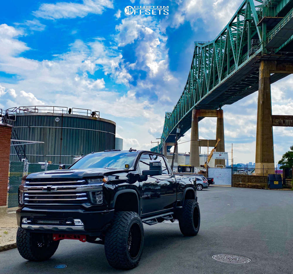 2020 Chevrolet Silverado 2500 HD with 24x14 -81 ARKON OFF-ROAD Crown ...