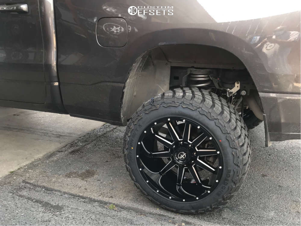 2019 Ram 1500 with 22x12 -44 XF Offroad Xf-219 and 35/12.5R22 Road One ...