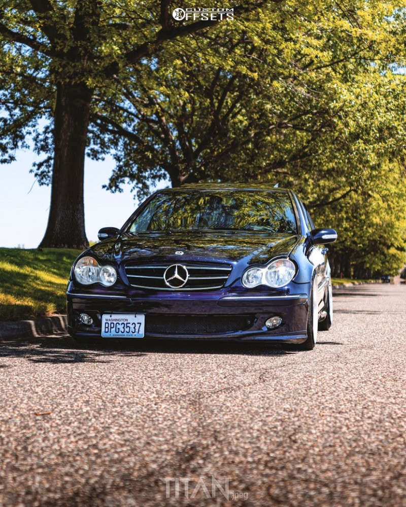 2007 Mercedes-Benz C230 with 18x8.5 30 ESR Cs3 and 215/35R18 Lexani ...