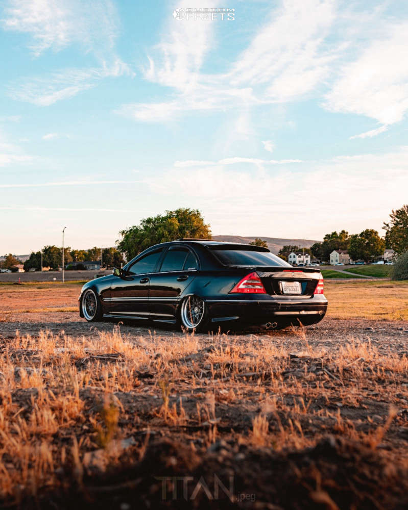 2007 Mercedes-Benz C230 with 18x8.5 30 ESR Cs3 and 215/35R18 Lexani ...