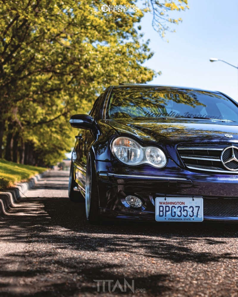 2007 Mercedes-Benz C230 with 18x8.5 30 ESR Cs3 and 215/35R18 Lexani ...