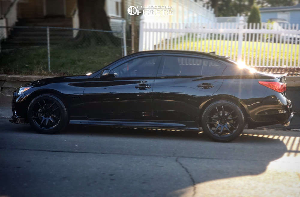 2016 INFINITI Q50 with 19x9.5 35 ESR Sr08 and 255/40R19 Toyo Tires ...
