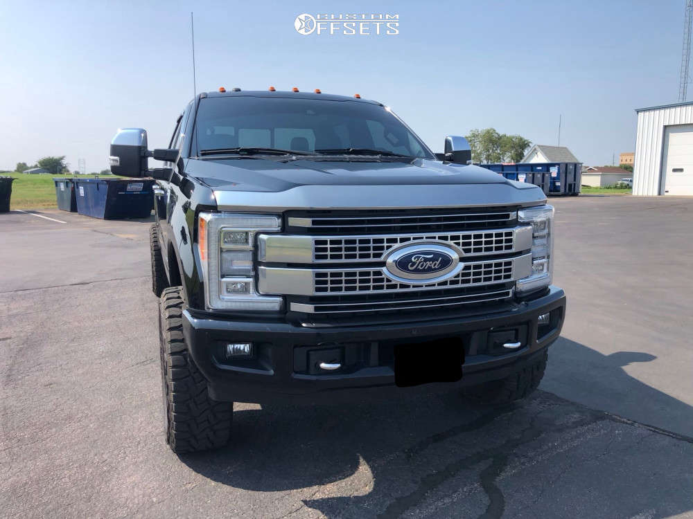 2017 Ford F-350 Super Duty with 20x10 -18 Fuel Maverick and 35/12.5R20 ...