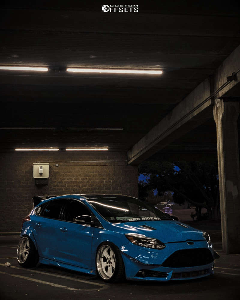 2014 Ford Focus with 18x9 0 Enkei ABC Exclusive GMBH and 205/35R18 ...