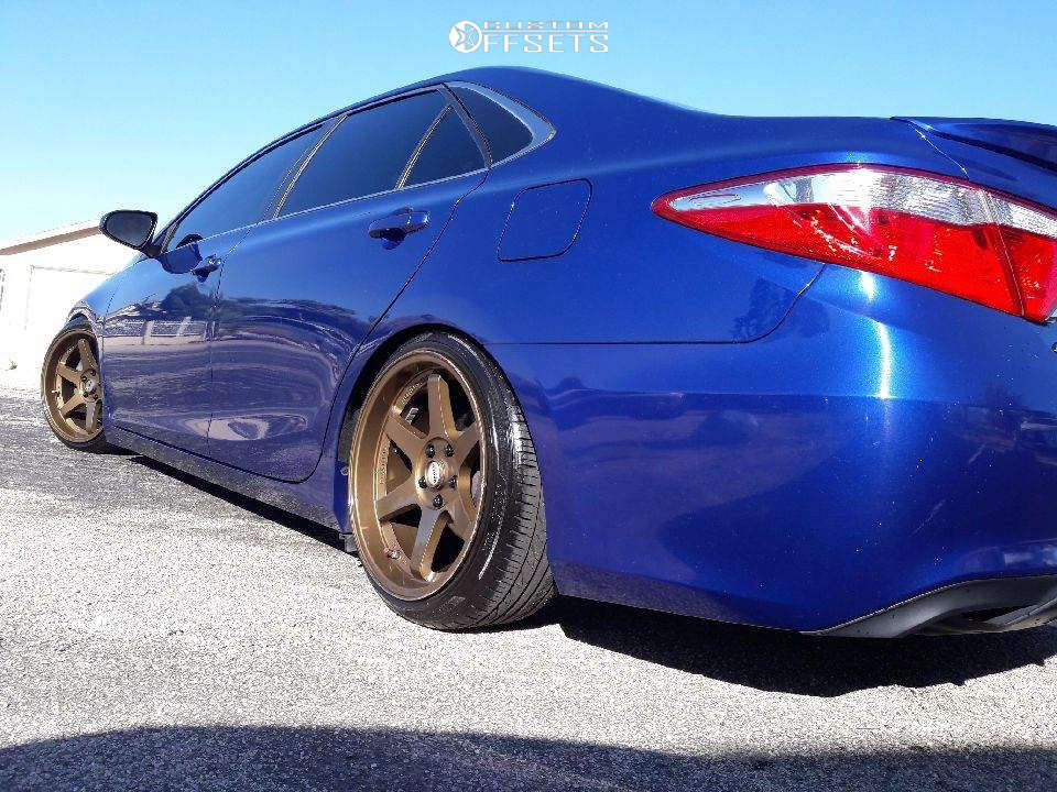 2015 Toyota Camry with 18x9.5 22 Varrstoen Es2 and 215/65R18 Federal ...