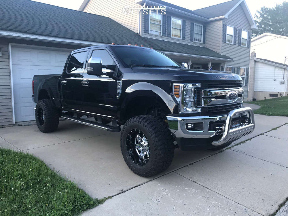 2019 Ford F-250 Super Duty with 20x12 -43 Fuel Rocker and 37/14.5R20 ...