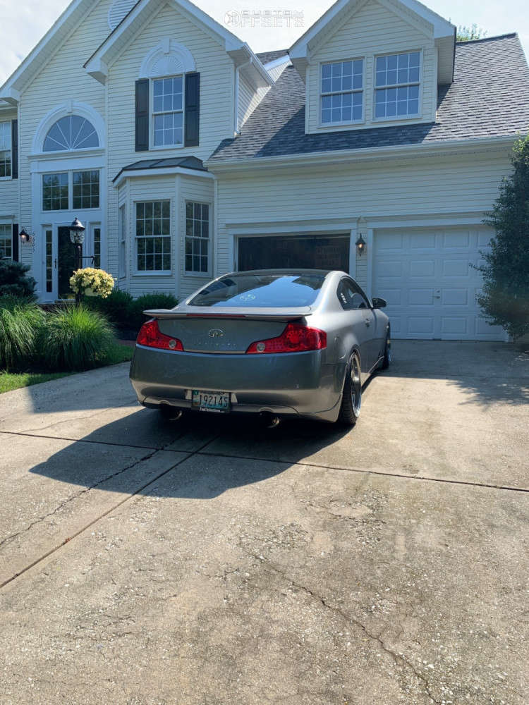 2005 INFINITI G35 with 19x9.5 12 Varrstoen Es2 and 235/35R19 General ...