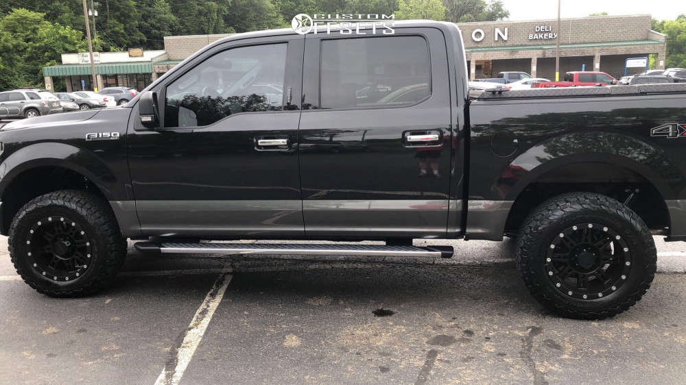 2015 Ford F-150 with 18x9 -10 Pro Comp Series 31 and 33/11.5R18 ...