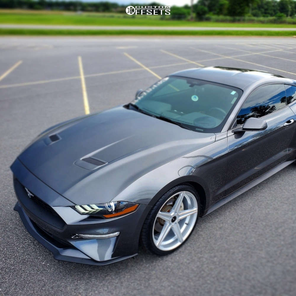 2018 Ford Mustang with 20x9 35 Advanti Racing Cammino and 245/35R20 ...