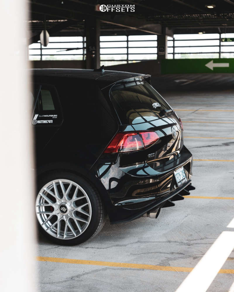 2015 Volkswagen GTI with 18x8.5 45 Rotiform Rse and 225/40R18 Pirelli P ...