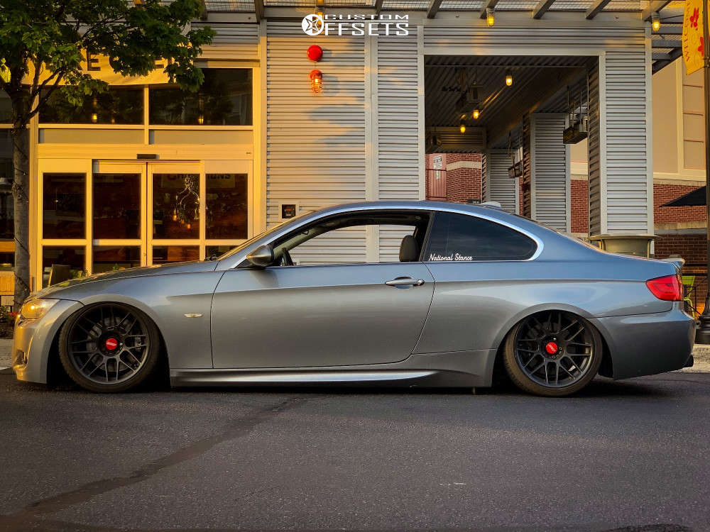 E90 335i Stance