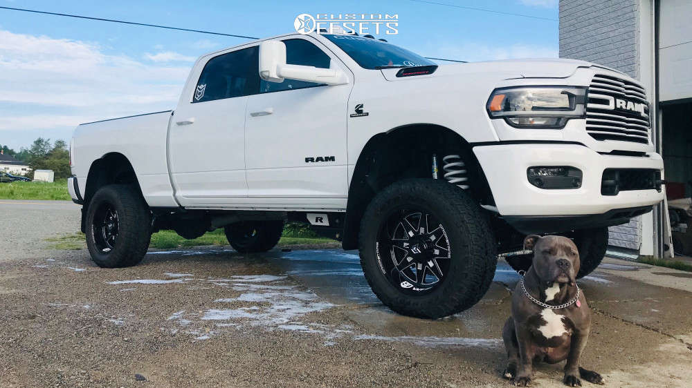 2019 Ram 2500 with 20x10 -25 Dropstars 655bm and 35/12.5R20 Toyo Tires ...