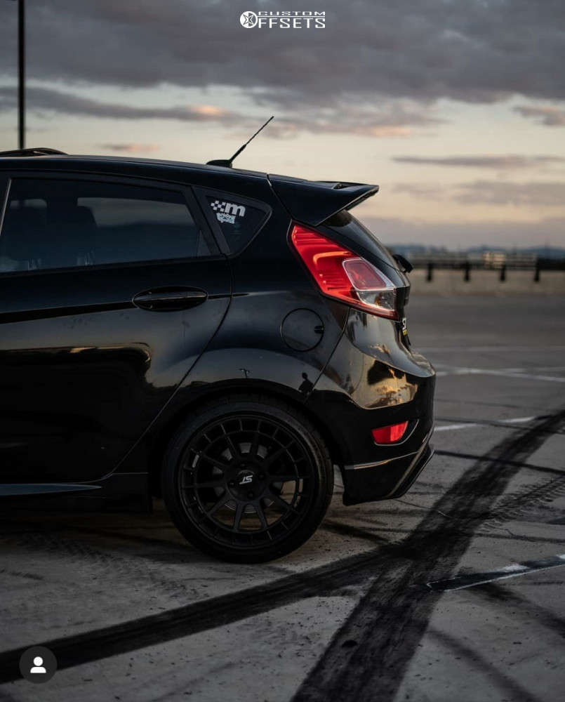 2016 Ford Fiesta with 17x8 40 Rota Recce and 215/40R17 Falken Azenis Rt ...