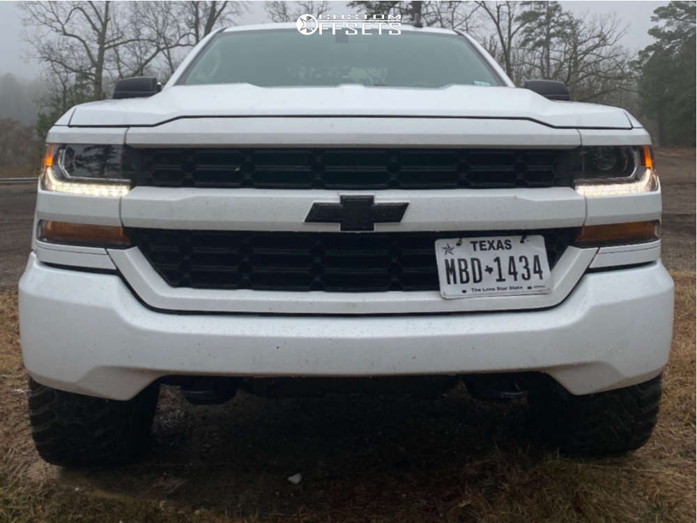 2018 Chevrolet Silverado 1500 with 20x12 -51 Vision Prowler and 33/12 ...