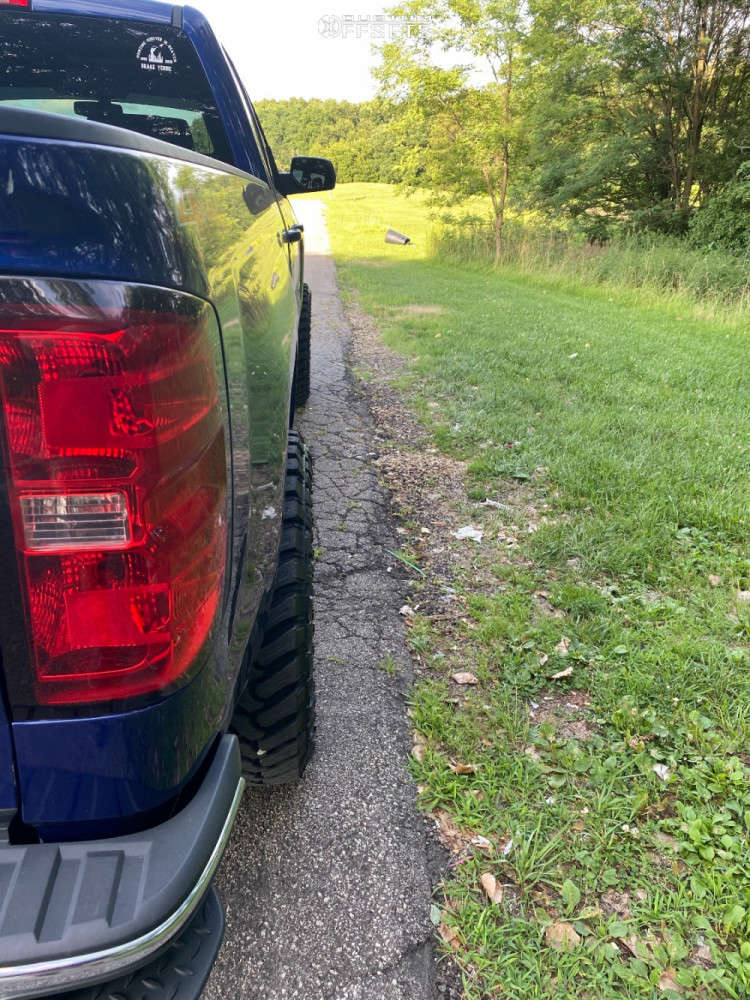 2014 Chevrolet Silverado 1500 with 20x10 -19 Fuel Contra and 33/12.5R20 ...