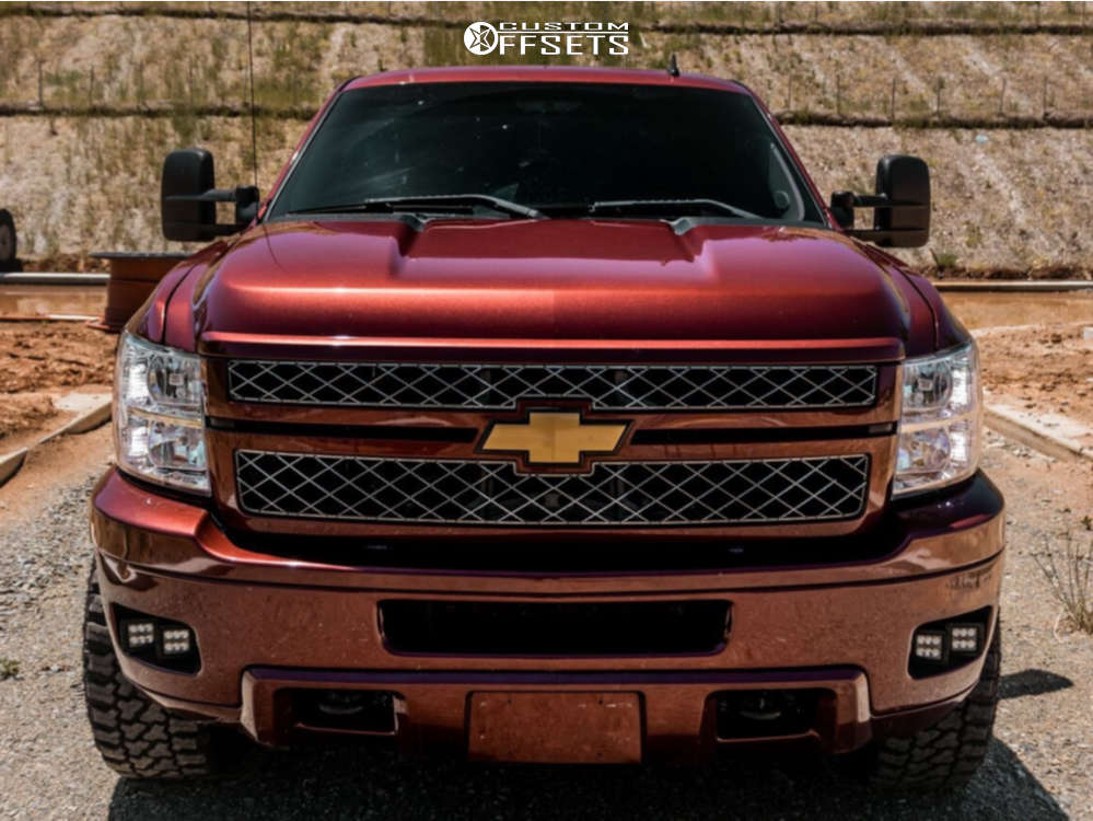 2013 Chevrolet Silverado 2500 HD with 22x12 -40 American Force Trax Ss ...