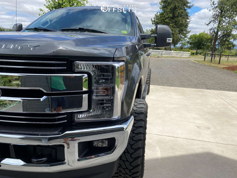2018 Ford F-250 Super Duty with 20x10 -24 Hostile Jigsaw and 35/12.5R20 ...