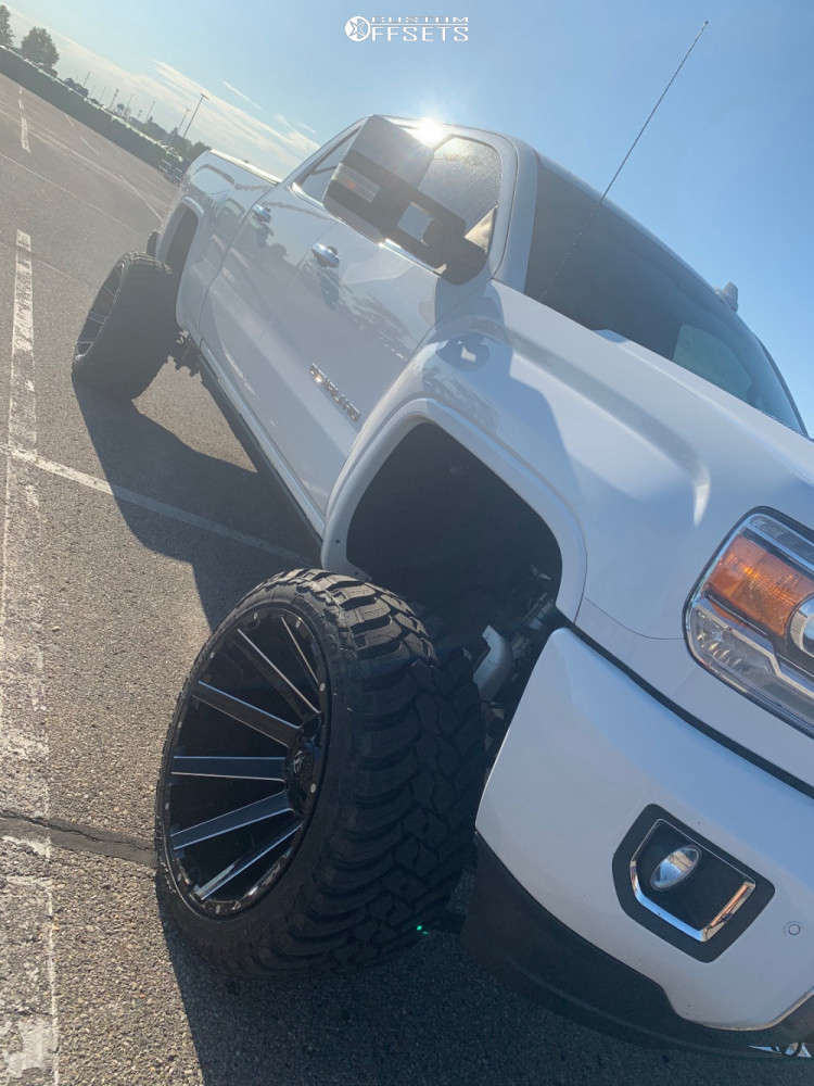 2015 GMC Sierra 2500 HD with 24x14 -76 Fuel Contra and 35/13.5R24 AMP ...