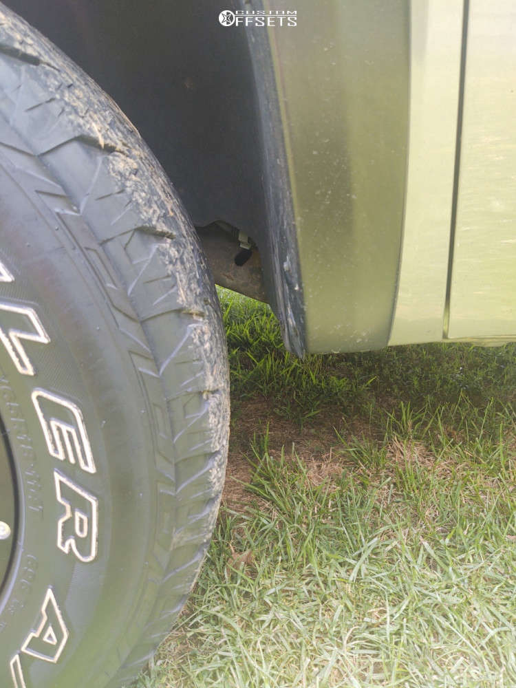 2008 Chevrolet Silverado 1500 with 18x9 18 TIS 535B and 275/65R18 ...