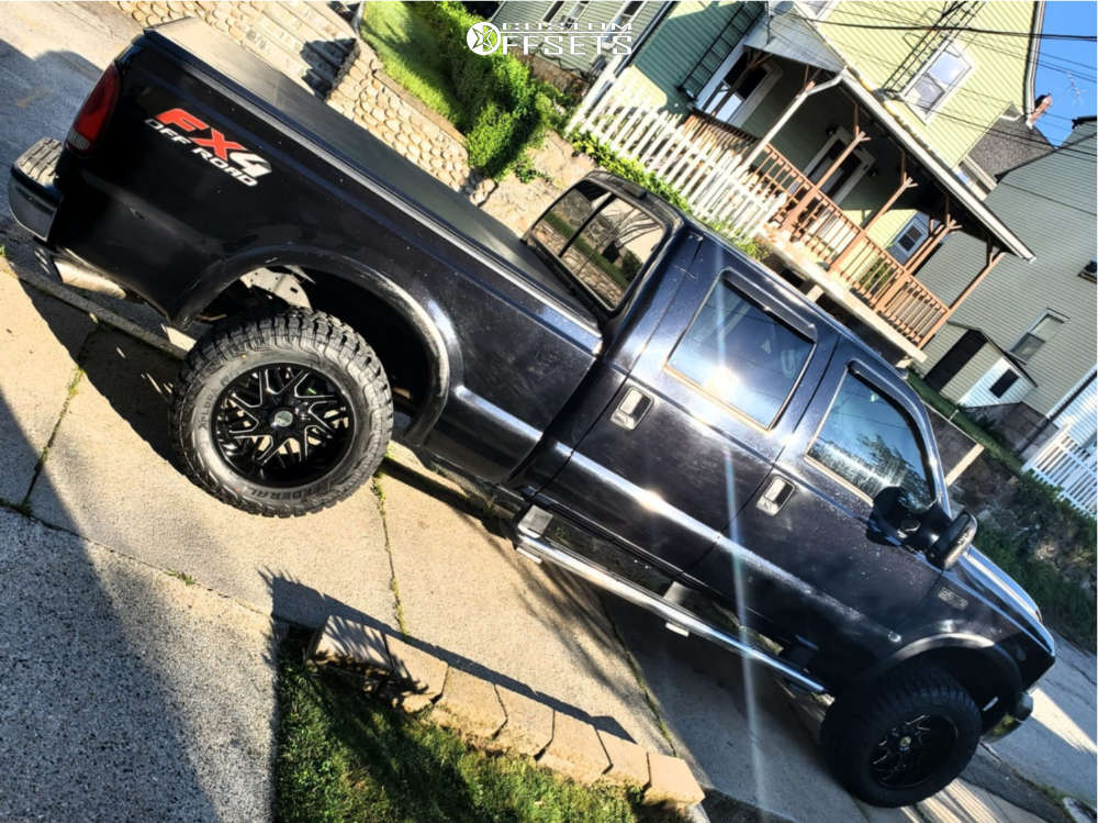 2005 Ford F-250 Super Duty with 20x10 -25 Toxic Lethal and 35/12.5R20 ...