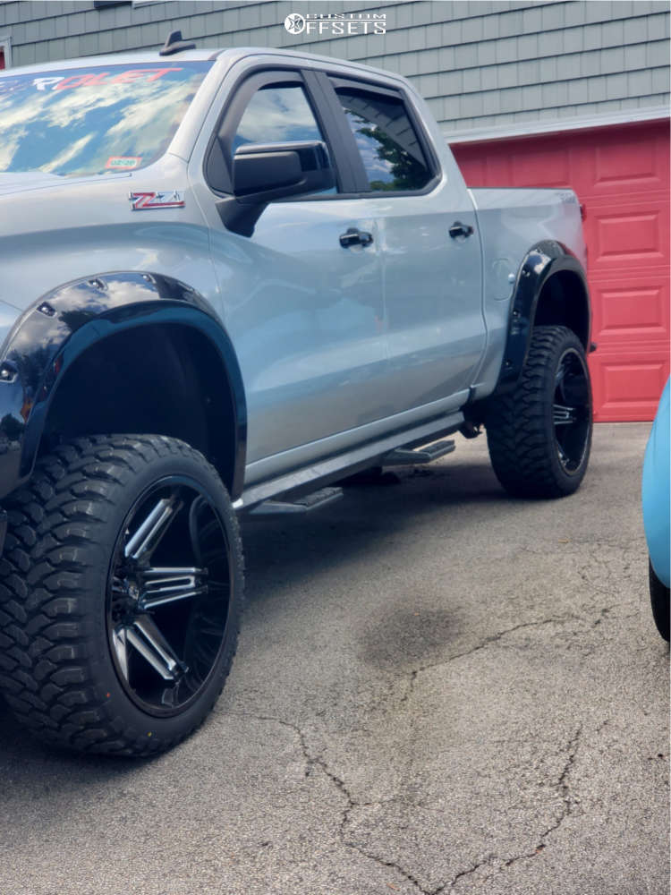 2019 Chevrolet Silverado 1500 LD with 24x12 -51 Vision Razor and 35/12 ...