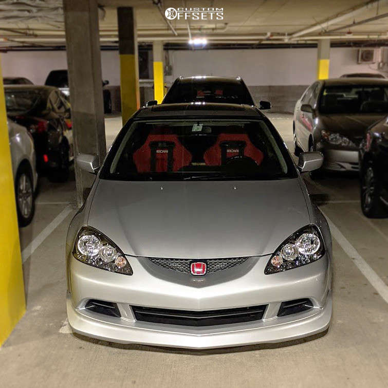 2005 Acura RSX with 18x8.5 35 Vors Tr4 and 215/40R18 Nitto Neo Gen and Coilovers | Custom Offsets