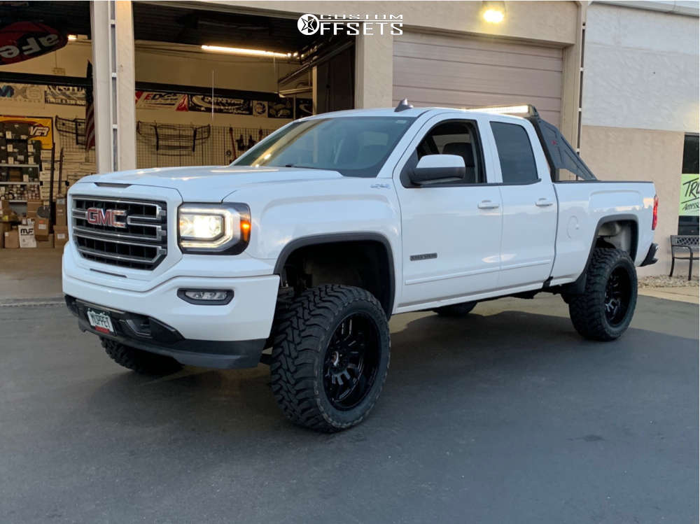 2016 GMC Sierra 1500 with 22x10 -24 Fuel Sledge and 35/12.5R22 Toyo ...