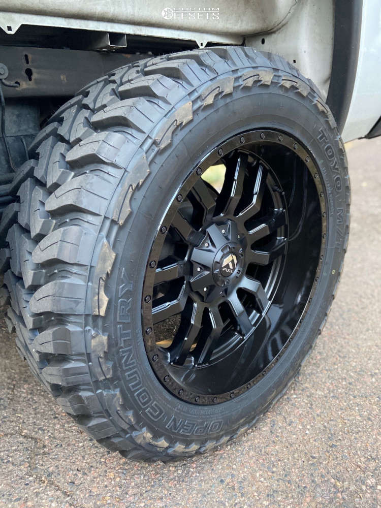 2016 GMC Sierra 1500 with 22x10 -24 Fuel Sledge and 35/12.5R22 Toyo ...