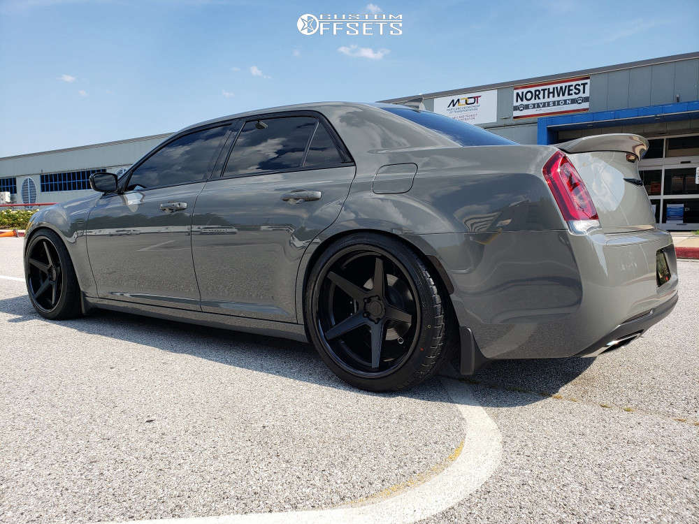 2019 Chrysler 300 with 22x9.5 12 Ferrada FR3 and 265/35R22 Nankang Sp-7 ...