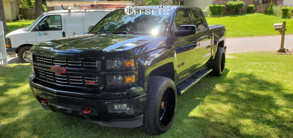 2015 Chevrolet Silverado 1500 with 22x12 -44 Tis 544bm and 305/50R22 ...