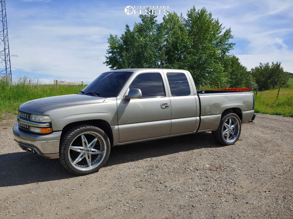 2000 Chevrolet Silverado 1500 with 24x10 0 DUB Bully and 305/35R24 ...