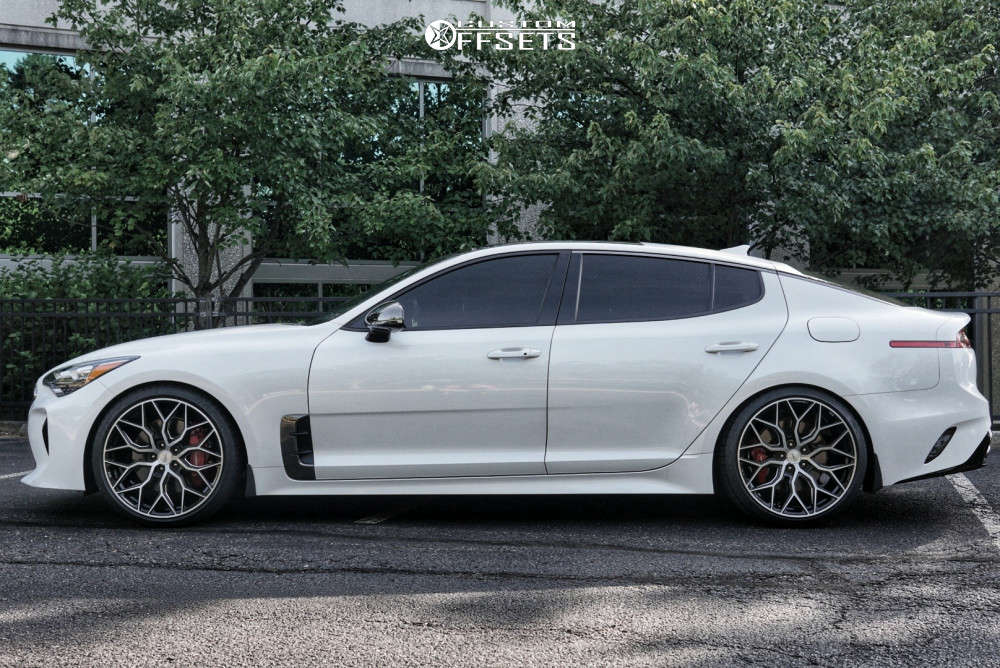 2019 Kia Stinger with 20x9 32 Vossen Hf2 and 245/35R20 Michelin Pilot Super Sport and Lowering ...