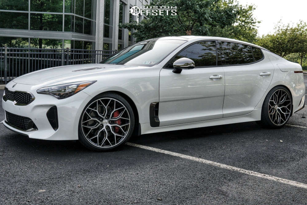2019 Kia Stinger with 20x9 32 Vossen Hf2 and 245/35R20 Michelin Pilot Super Sport and Lowering ...