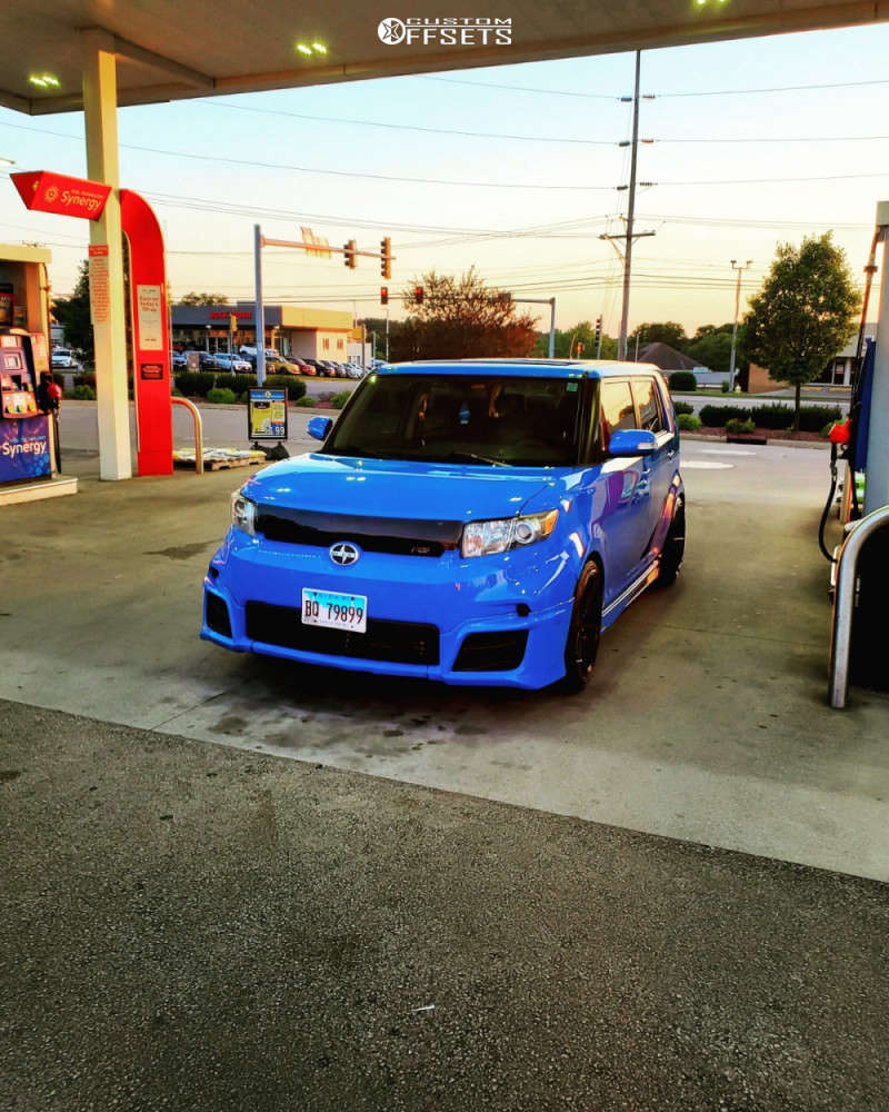 2011 Scion XB with 18x9.5 30 F1R F27 and 225/55R18 Fuzion Touring and ...