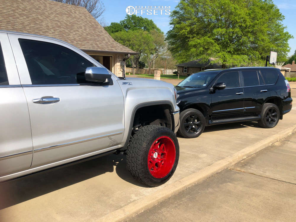 2018 GMC Sierra 1500 with 22x12 -44 Moto Metal Mo992 and 35/12.5R22 ...