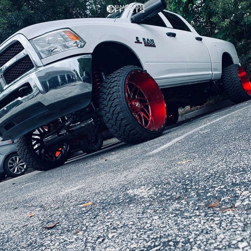 2016 Ram 2500 with 26x14 -76 TIS 544RM and 35/13.5R26 RBP Repulsor Mt ...