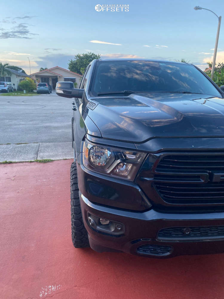2020 Ram 1500 with 20x10 -12 RBP 71r and 33/12.5R20 Kenda Klever R/t ...