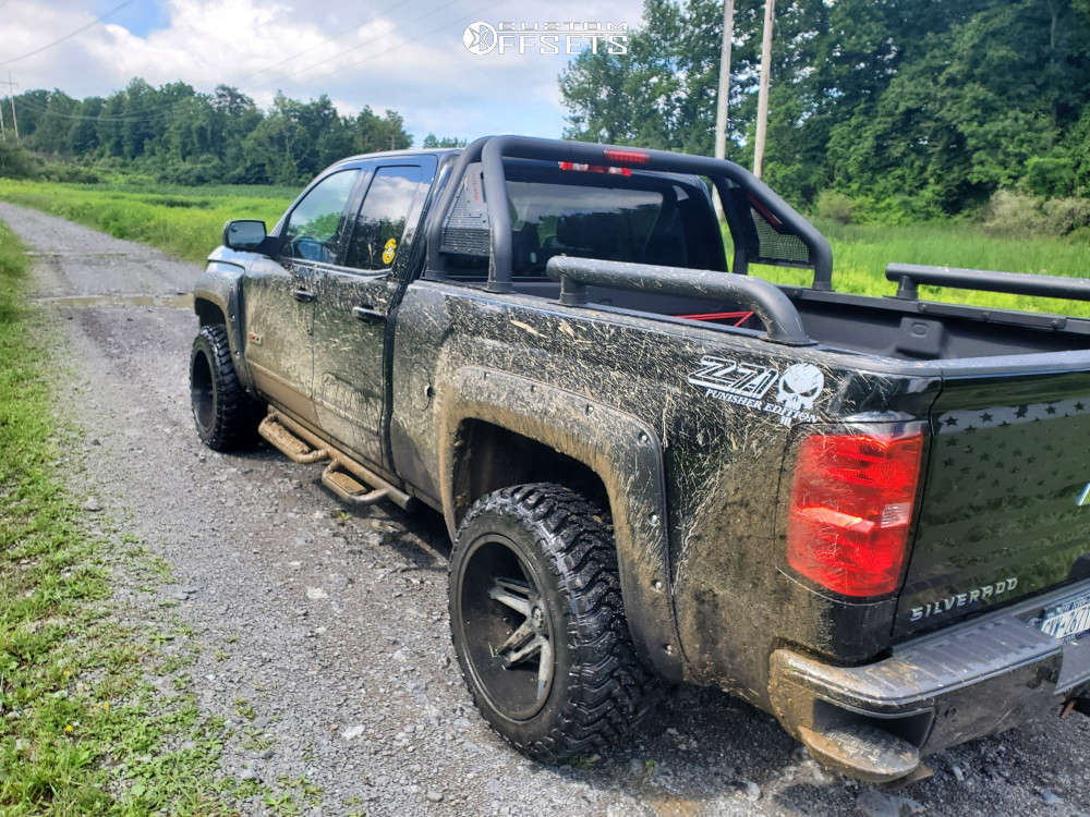 2018 Chevrolet Silverado 1500 with 20x12 -51 Vision Razor and 285/50R20 ...