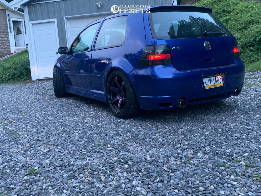 2004 Volkswagen R32 with 18x9.5 38 Rota Grid and 265/40R18 Lionhart Lh ...