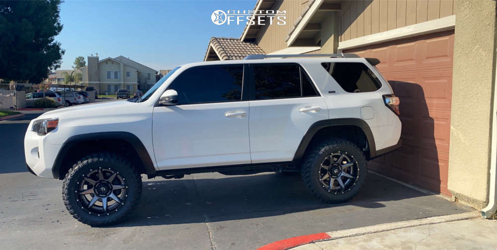 2016 Toyota 4Runner with 20x10 -19 Fuel Rampage and 33/12.5R20 Atturo ...