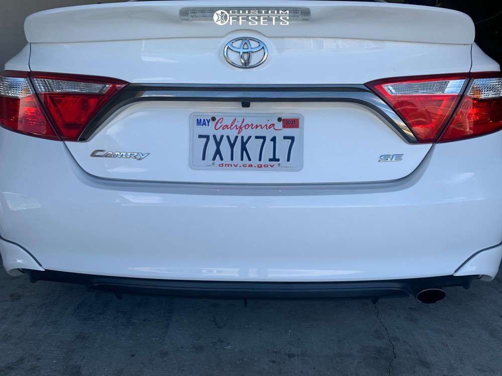 2017 Toyota Camry with 19x8.5 30 ESR CS15 and 225/40R19 Delinte D7 ...