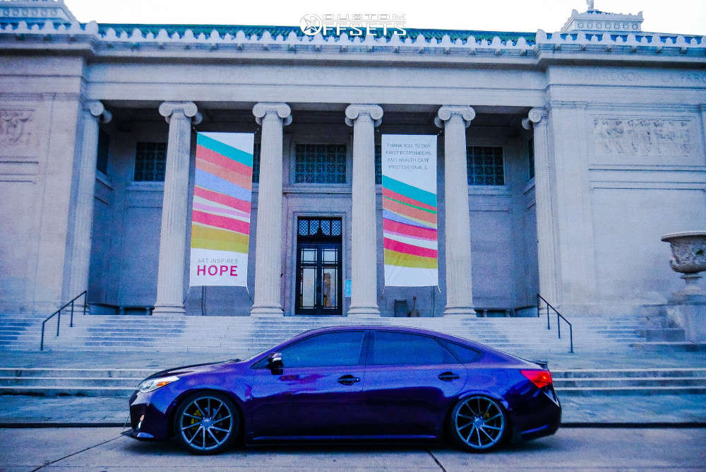 2015 Toyota Avalon with 19x8.5 35 Vossen Cvt and 245/35R19 Michelin ...