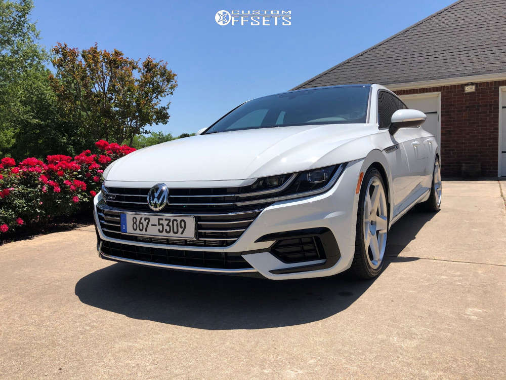 2019 Volkswagen Arteon with 20x8.5 32 TruForm TF102 and 245/35R20 ...