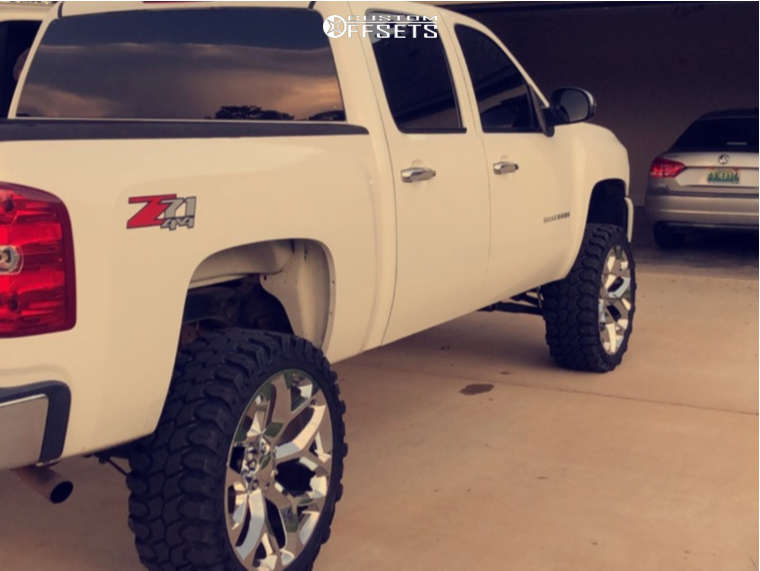 2009 Chevrolet Silverado 1500 with 24x10 24 Replica Rp09 and 35/12.5R24 ...