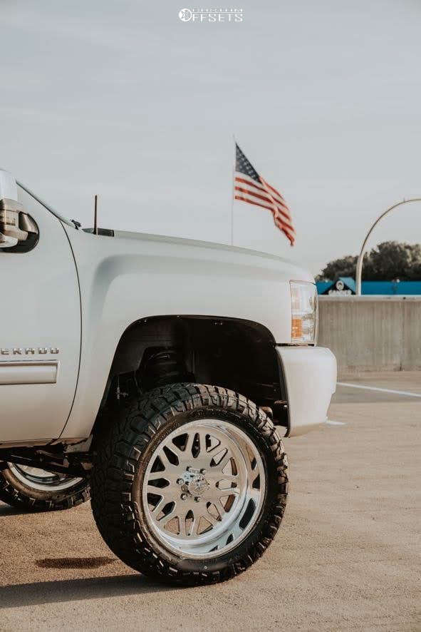 2013 Chevrolet Silverado 1500 with 22x10 -25 American Force Trax Ss and 35/12.5R22 Nitto Ridge ...