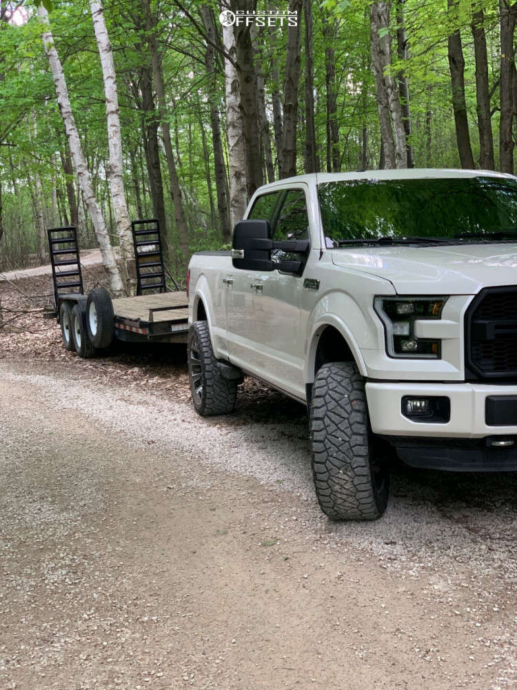 2015 Ford F-150 with 22x10 -18 Fuel Assault and 35/10.5R22 Nitto Ridge ...