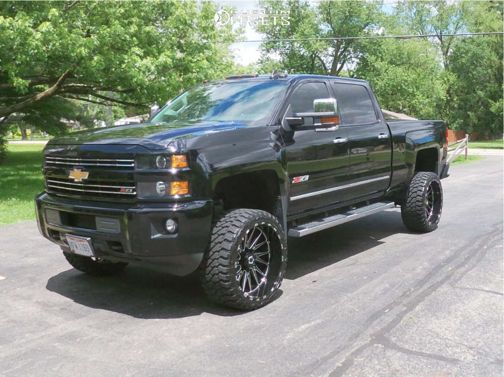 2016 Chevrolet Silverado 2500 HD with 24x12 -44 TIS 547BM and 33/14 ...