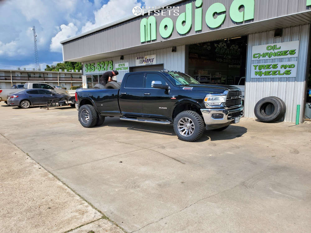 2019 Ram 3500 with 20x10 -19 Fuel Blitz and 35/12.5R20 Fury Offroad ...