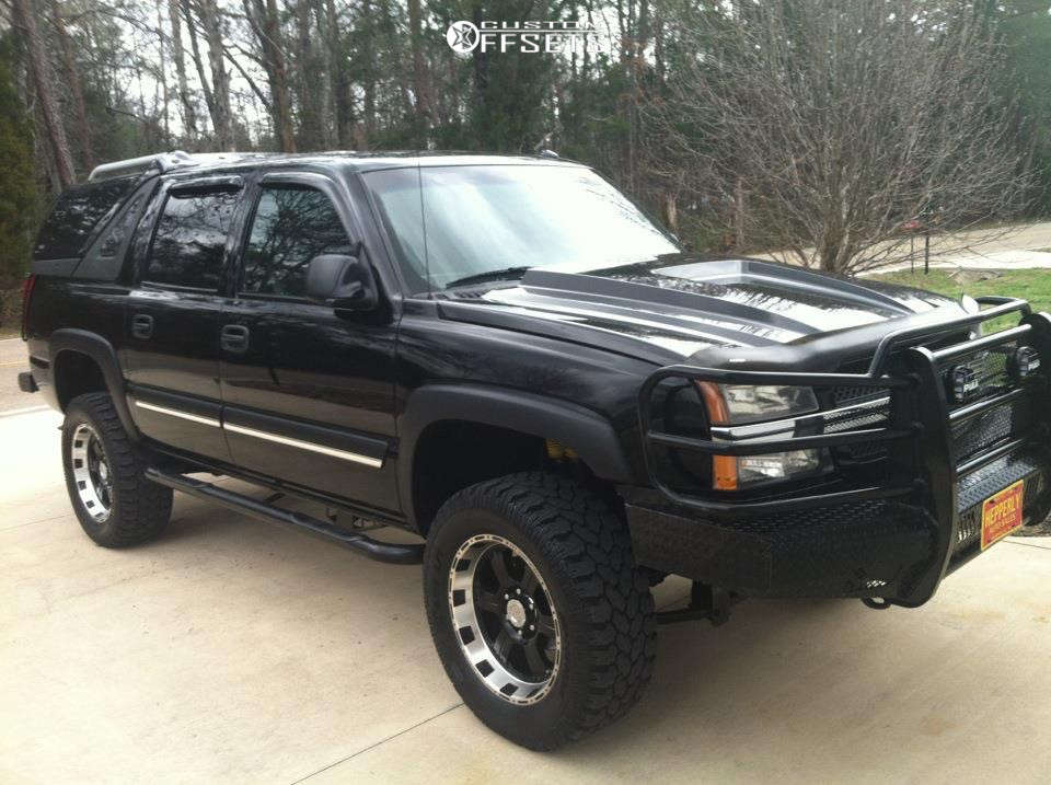 2004 Chevrolet Avalanche 1500 with 20x9 -12 Pro Comp Extreme and 35/12 ...