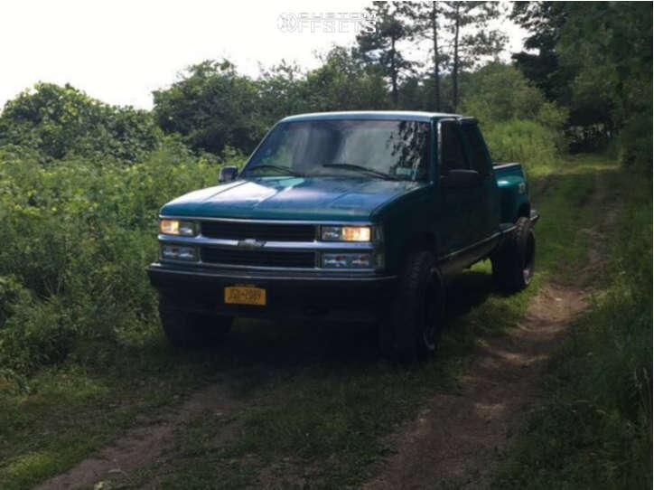 1996 Chevrolet K1500 with 16x10 -25 American Racing Baja and 33/12.5R16 ...
